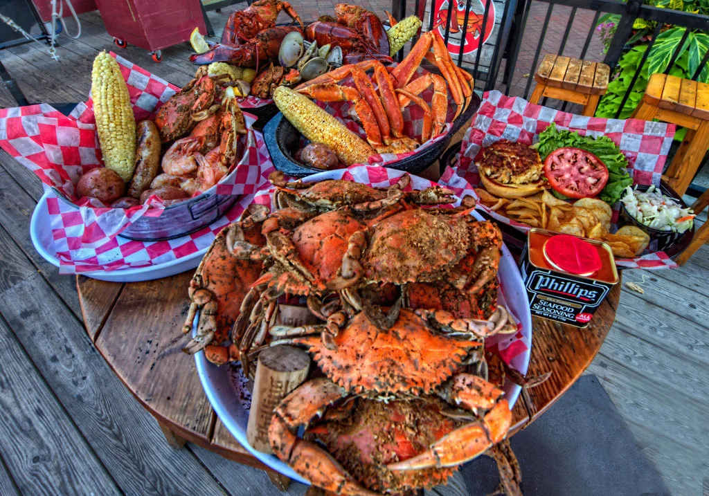 Phillips Crab Deck | Visit Baltimore