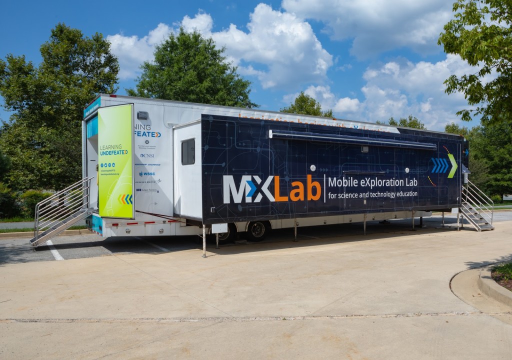 Learning Undefeated's Rodeo Round-Up of Mobile STEM Labs | Visit Baltimore