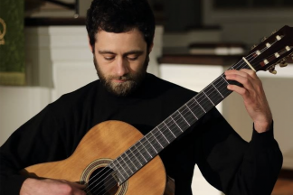 Classical Guitarist Jeremy Lyons at Black Cherry | Visit Baltimore